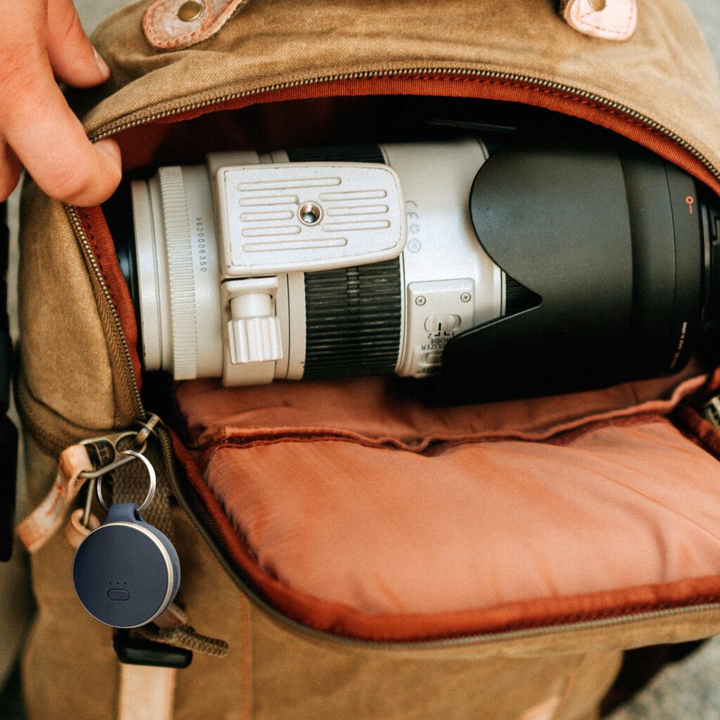 UNIVERSAL PLUS (4G) – Kids and Elderly – Canada’s Top GPS Trackers