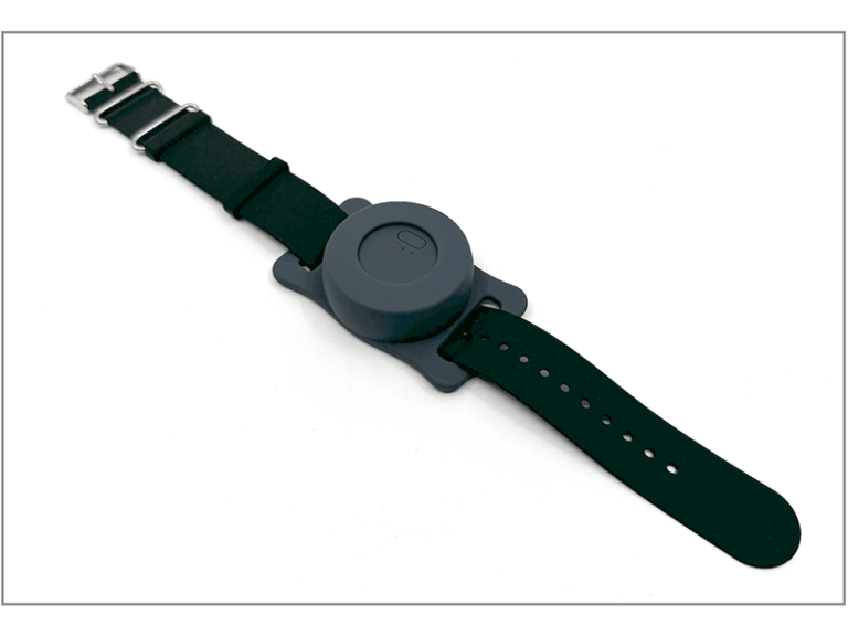 UNIVERSAL PLUS (4G) – Kids and Elderly – Canada’s Top GPS Trackers