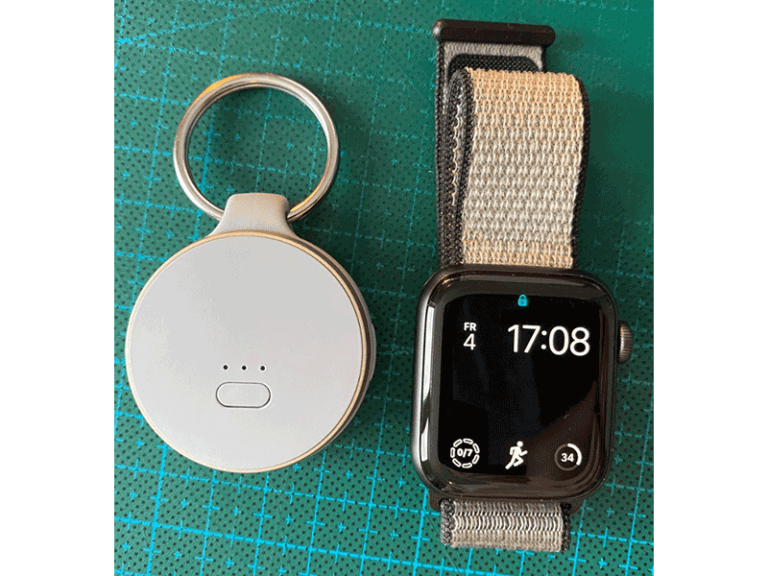 UNIVERSAL PLUS (4G) – Kids and Elderly – Canada’s Top GPS Trackers